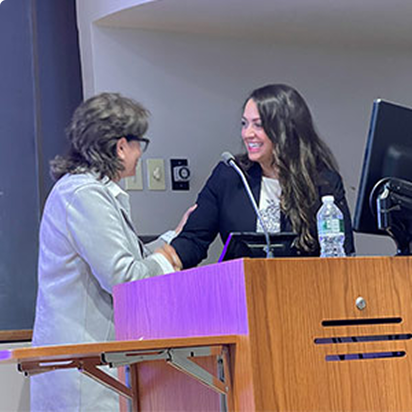 Meet Dr. Toombs - Spine Medicine and Surgery of Long Island